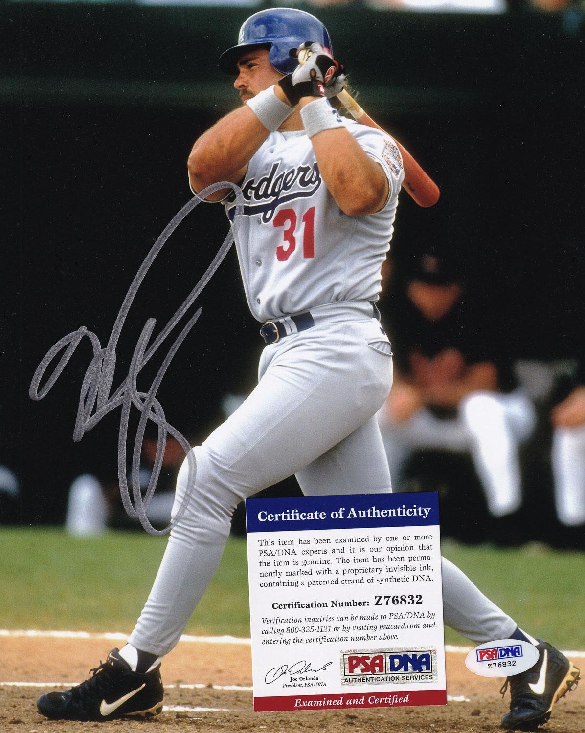 Mike Piazza Signed Los Angeles Dodgers 8x10 Photo (PSA/DNA COA ...