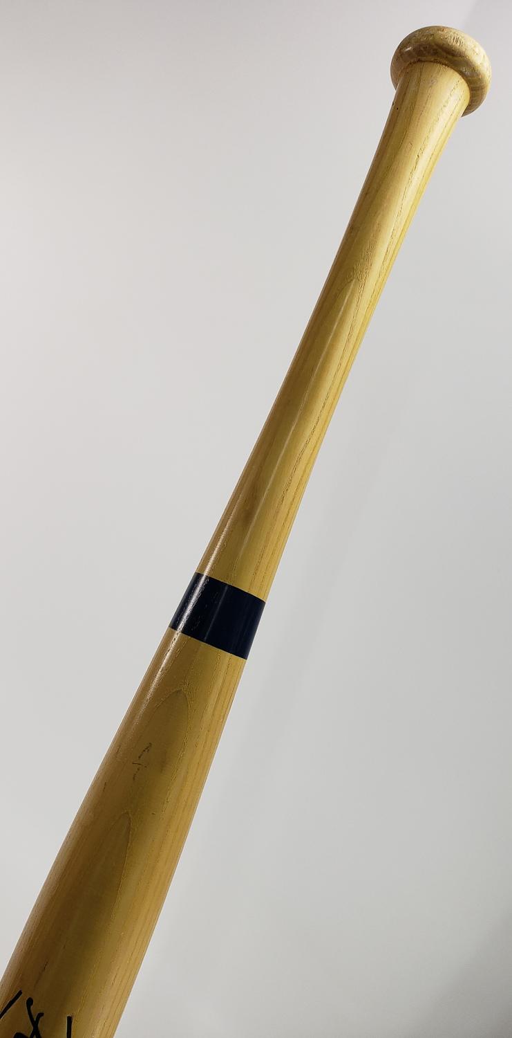 Pete Rose "#4256" Signed Adirondack Pete Rose Model 32.5 Inch Baseball ...