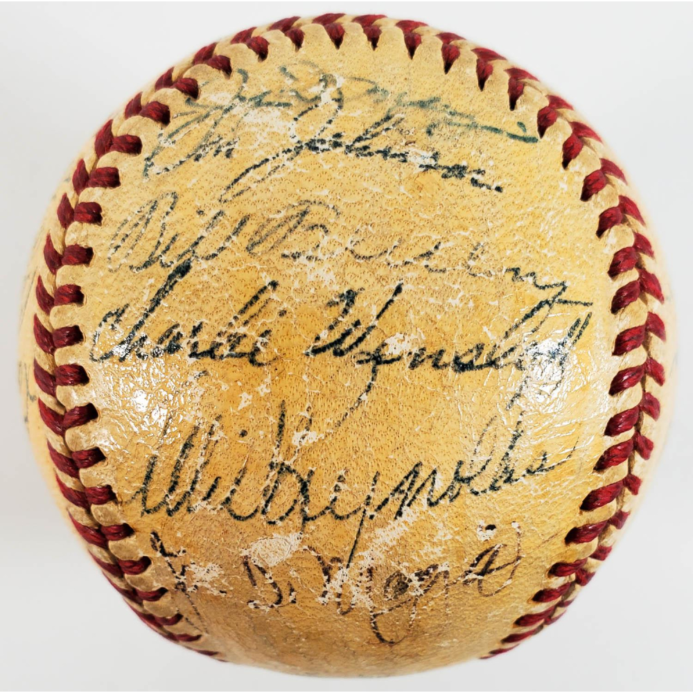 1947 World Series Champion New York Yankees Team (x25) Joe DiMaggio ...